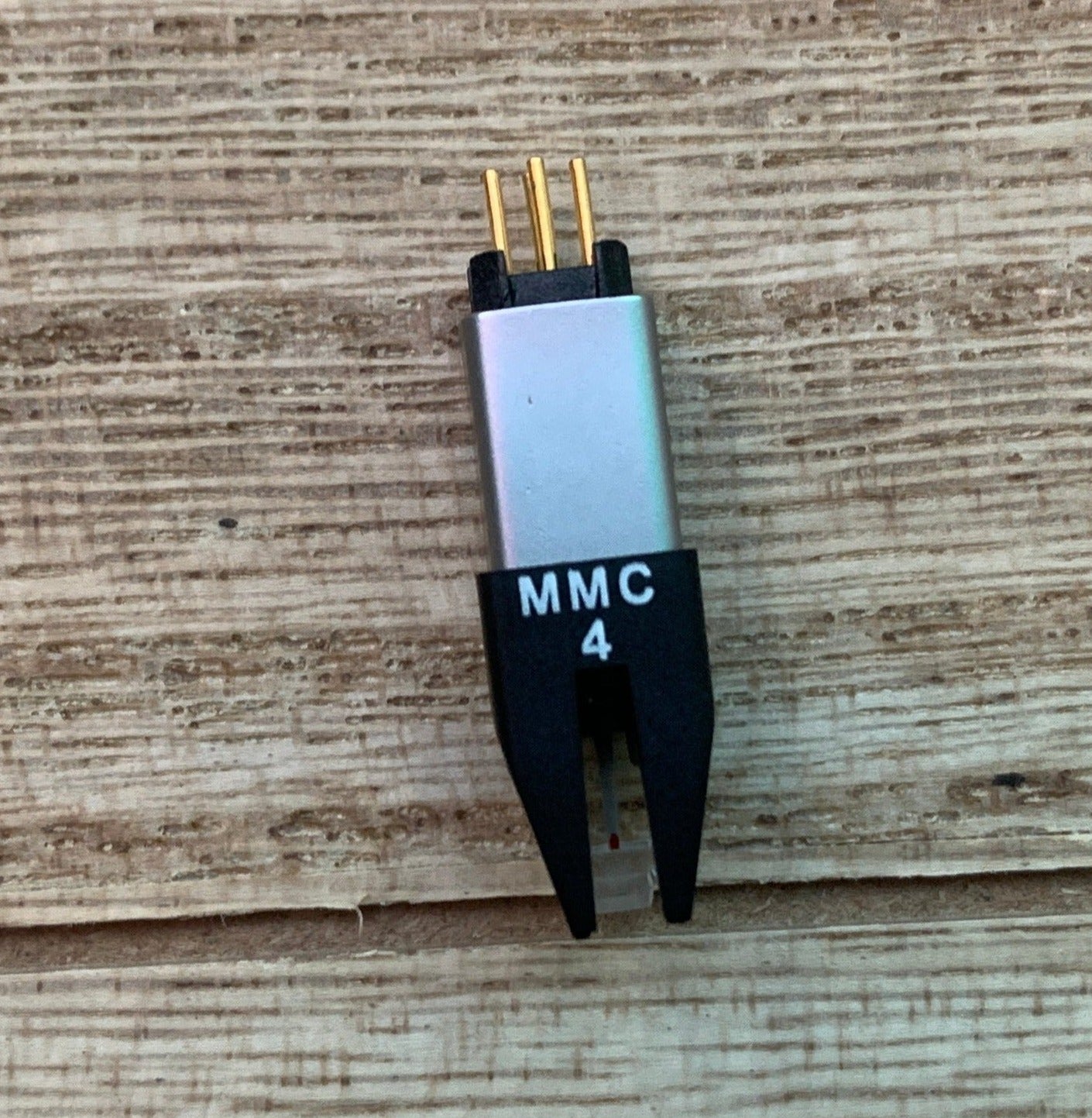 Bang and Olufsen MMC4 Phono Cartridge * OEM Stylus – The Turntable Store