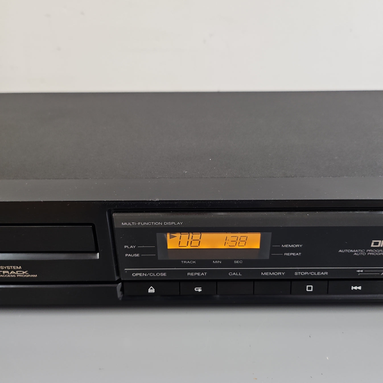 Sharp DX-200 Single CD Player – The Turntable Store