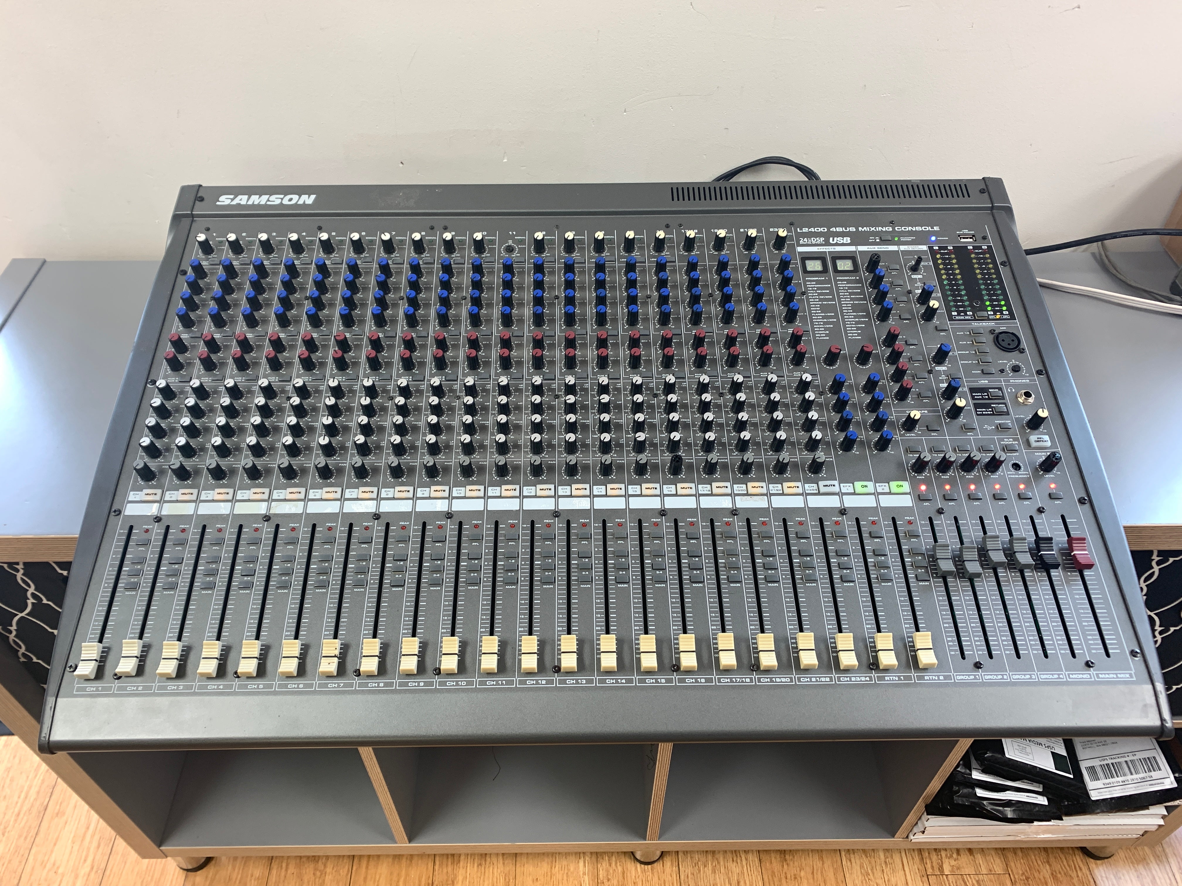 Samson L2400 24-Channel Mixer with USB Interface – The Turntable Store