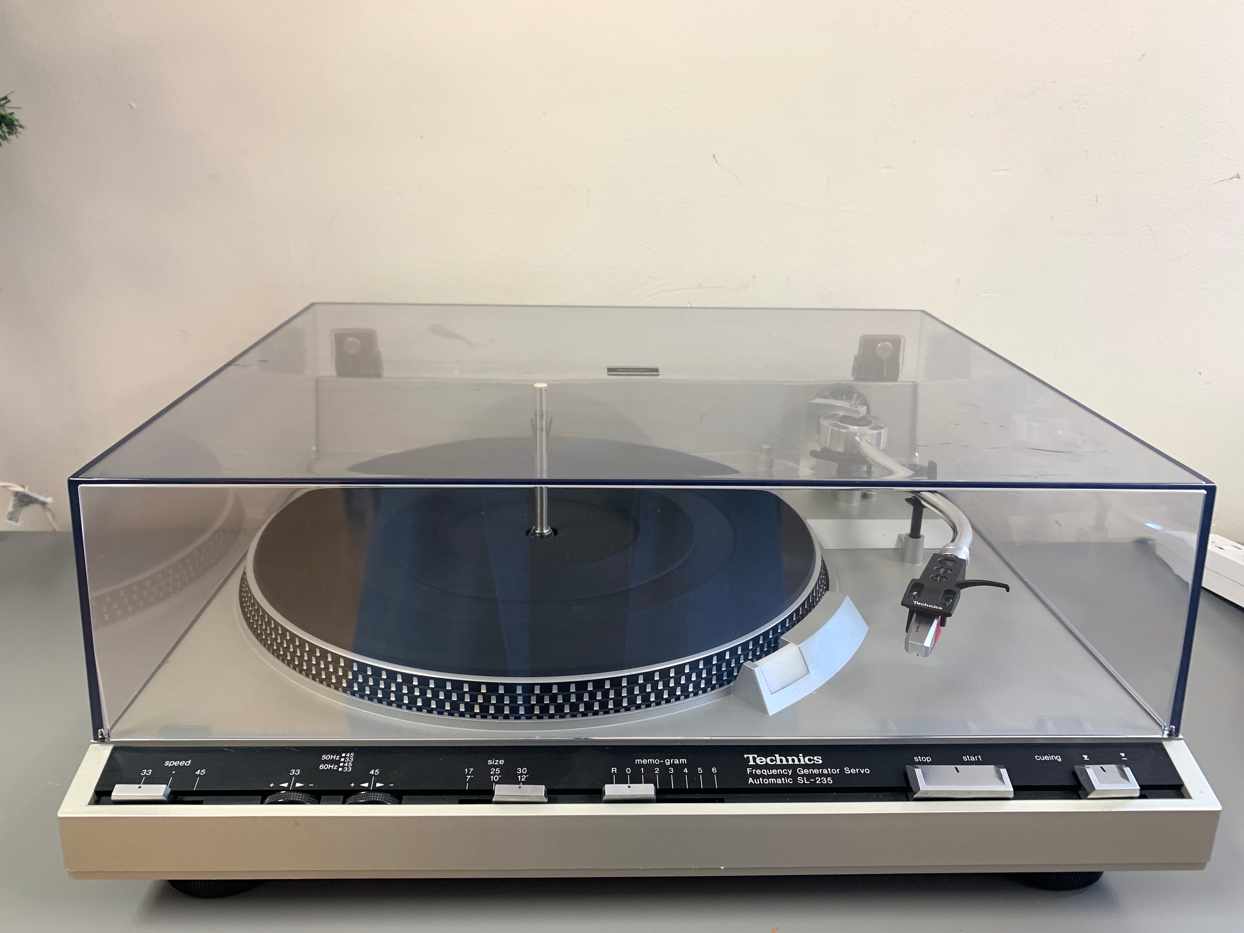 Technics SL-235 Turntable – The Turntable Store