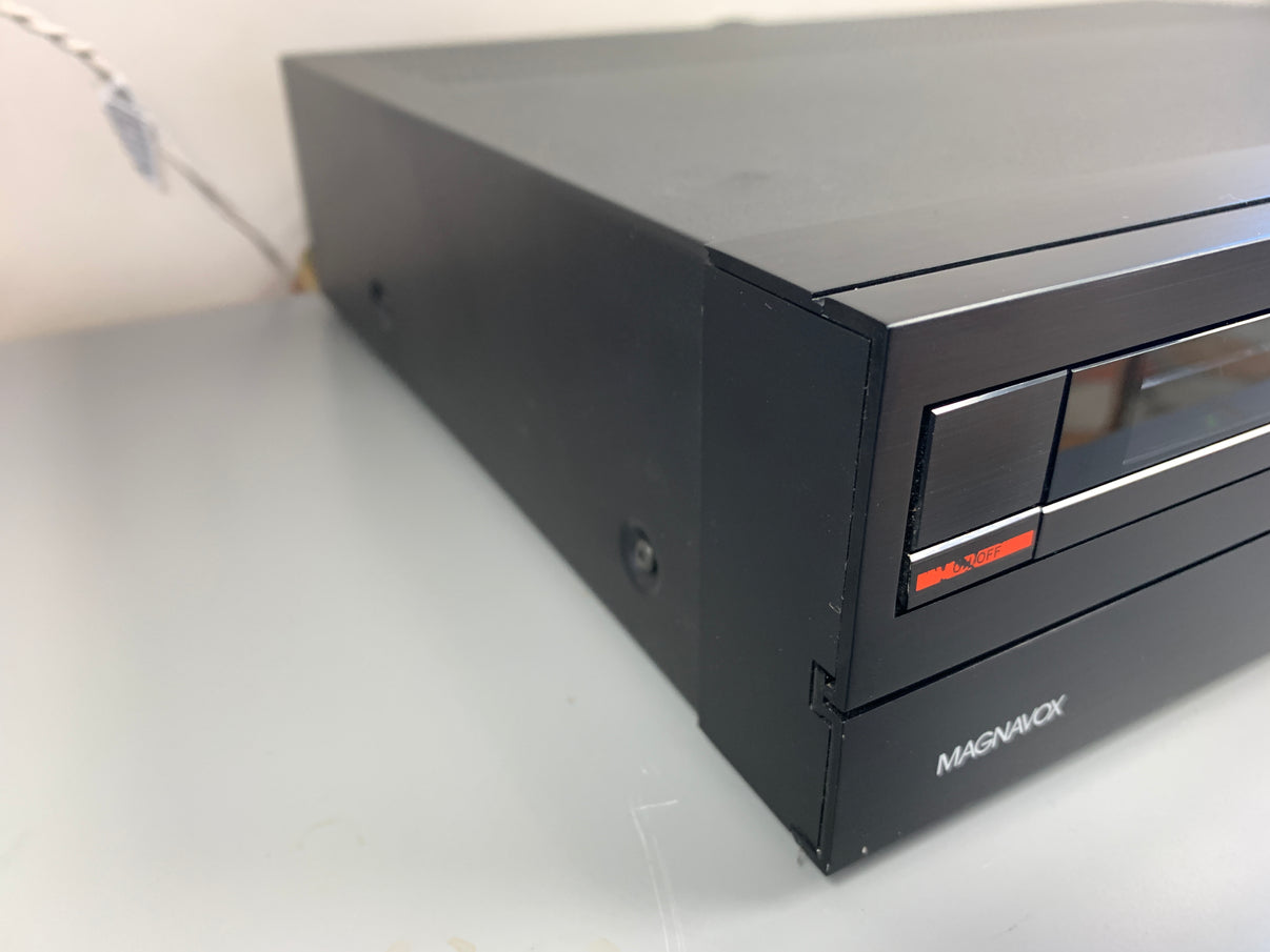 Magnavox CDB650 Single CD Player – The Turntable Store
