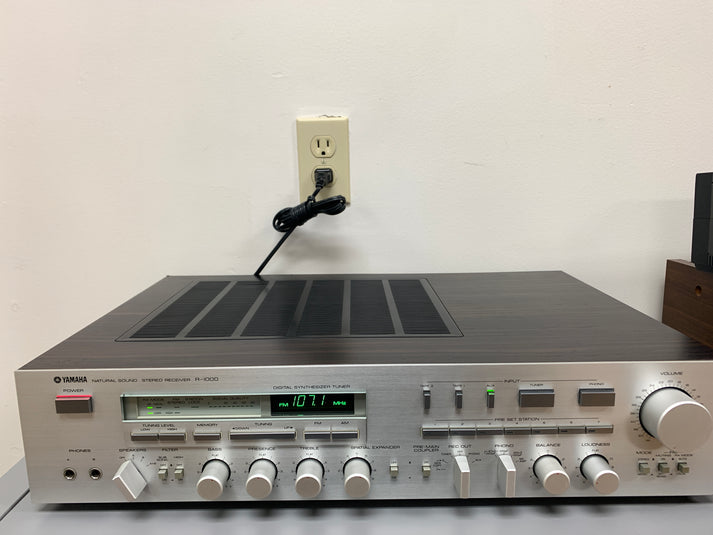 Yamaha R-1000 Stereo Receiver – The Turntable Store