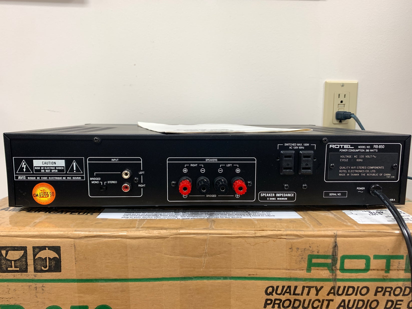 Rotel RB-850 Power Amplifier * 50W RMS Mono Bridgeable * Box * Manual ...