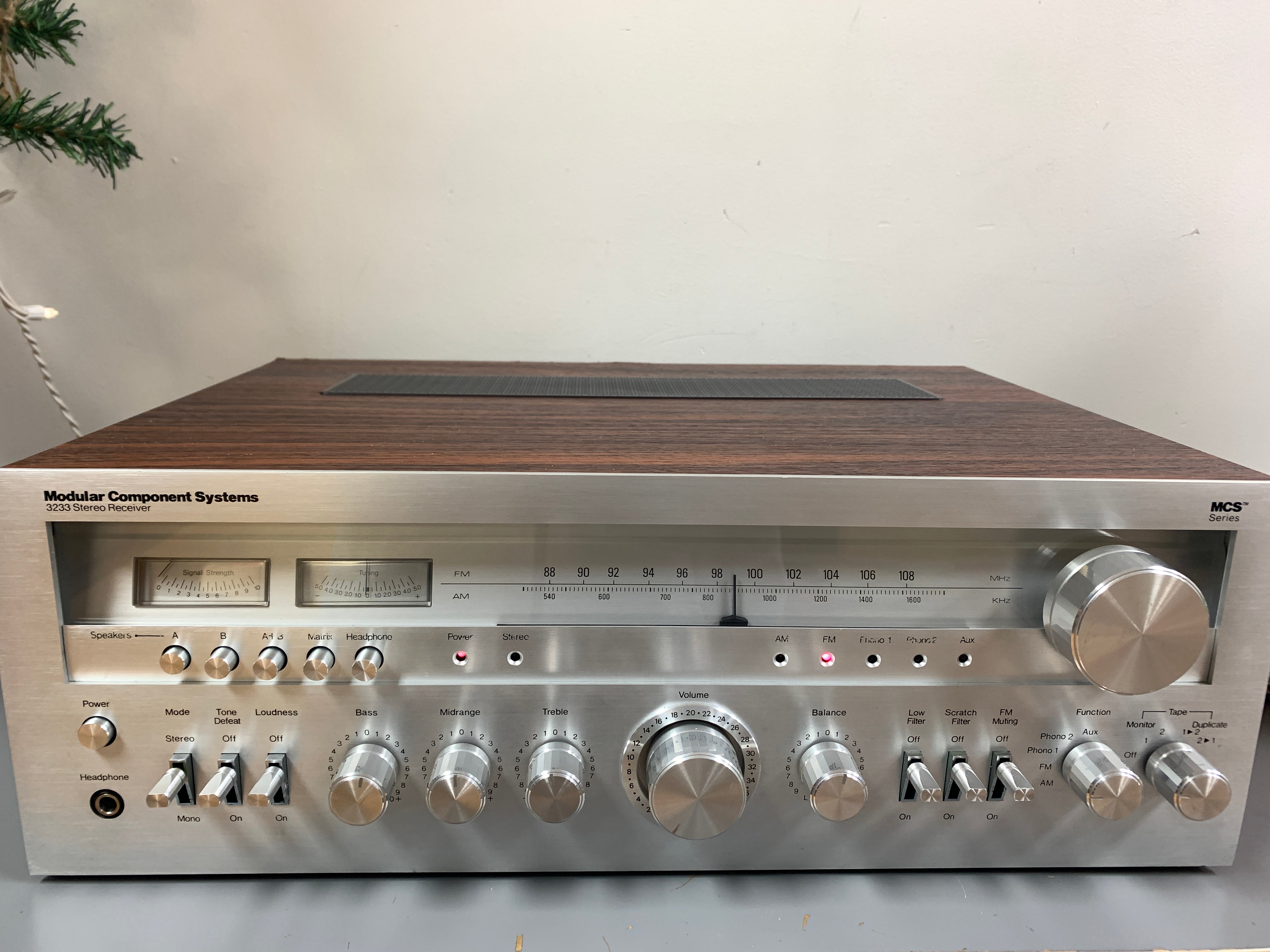 MCS 3233 Stereo Receiver – The Turntable Store