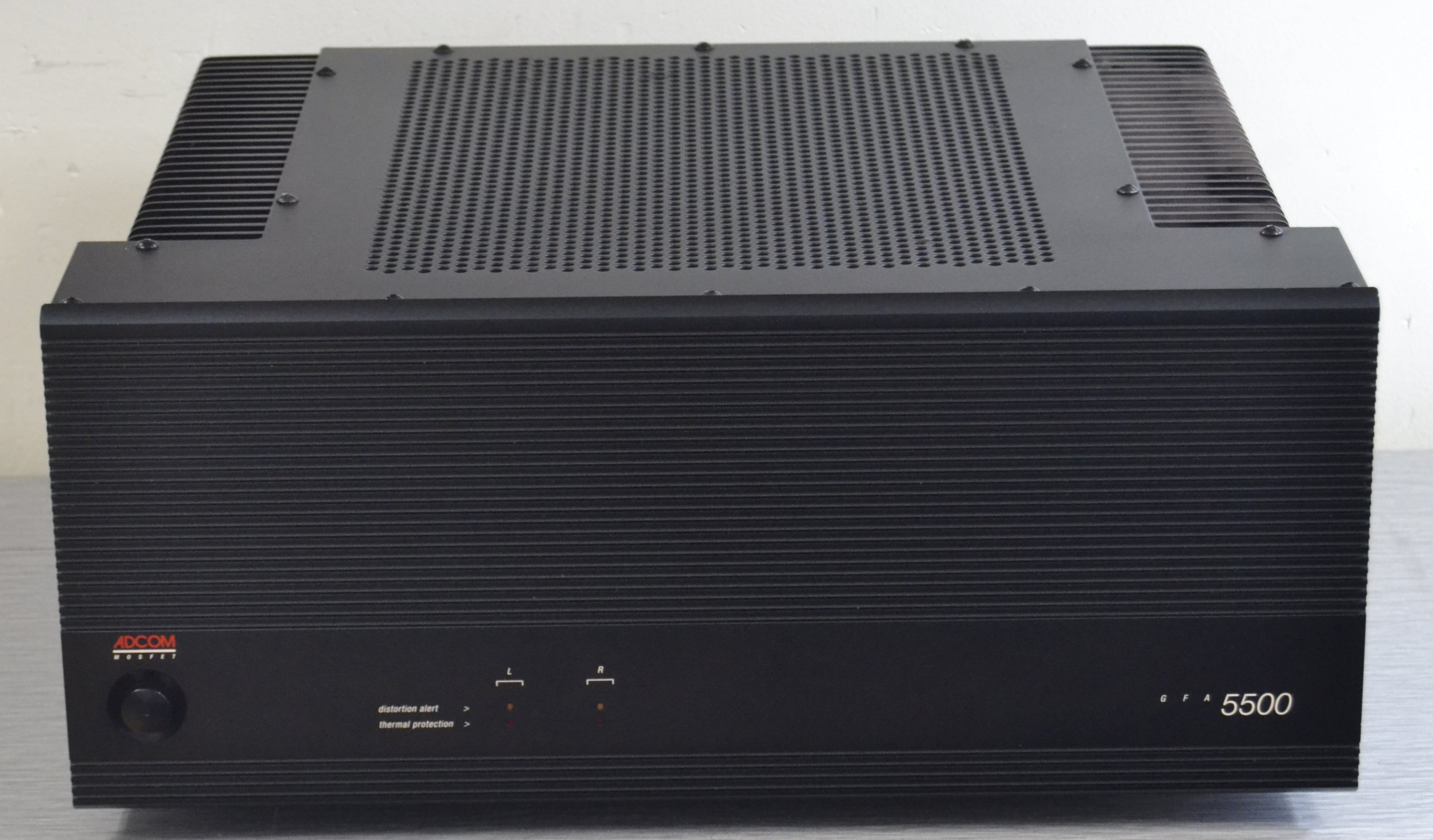 Adcom GFA 5500 Stereo Power Amplifier – The Turntable Store