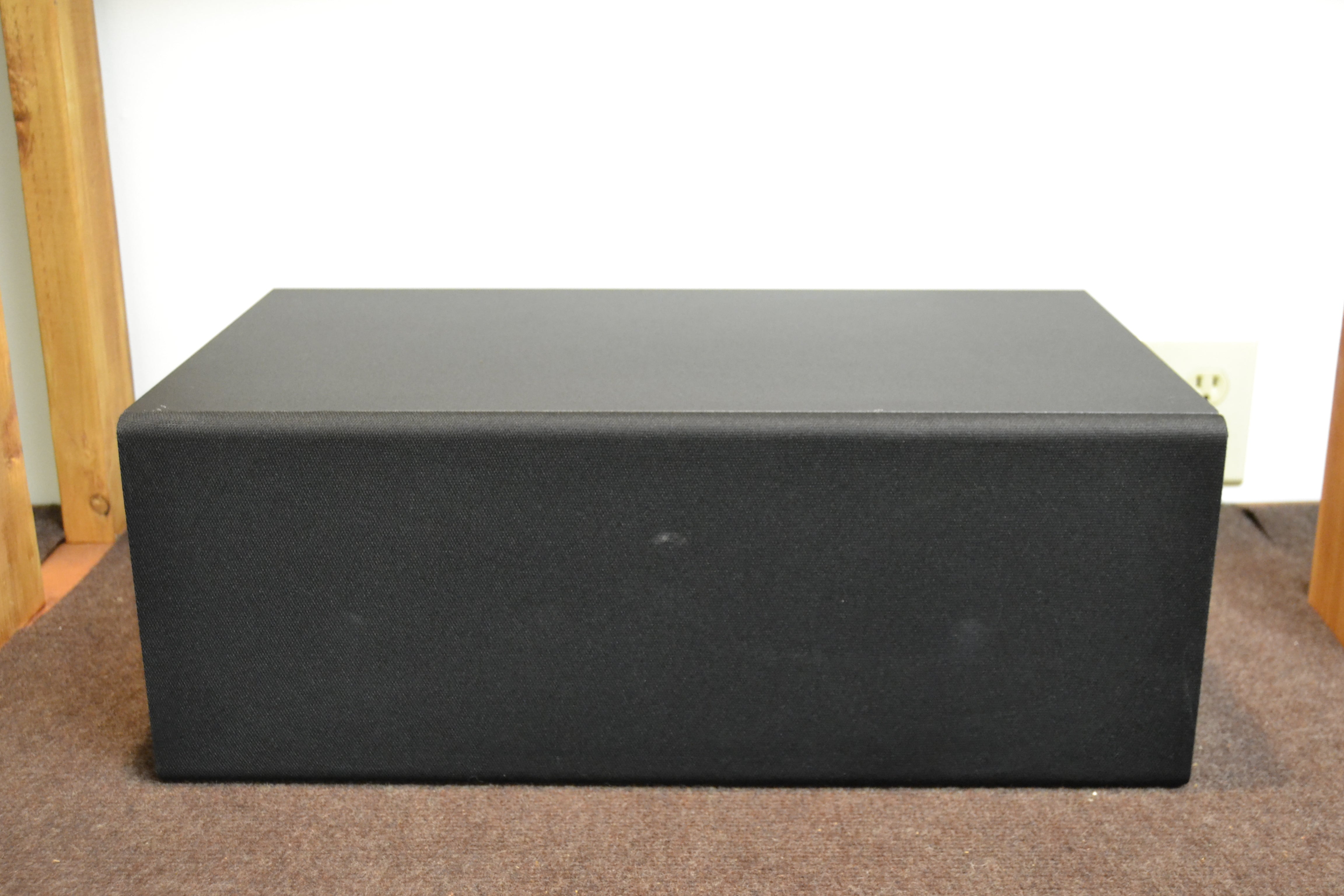 Definitive Technology CLR Center Channel Speaker – The Turntable Store