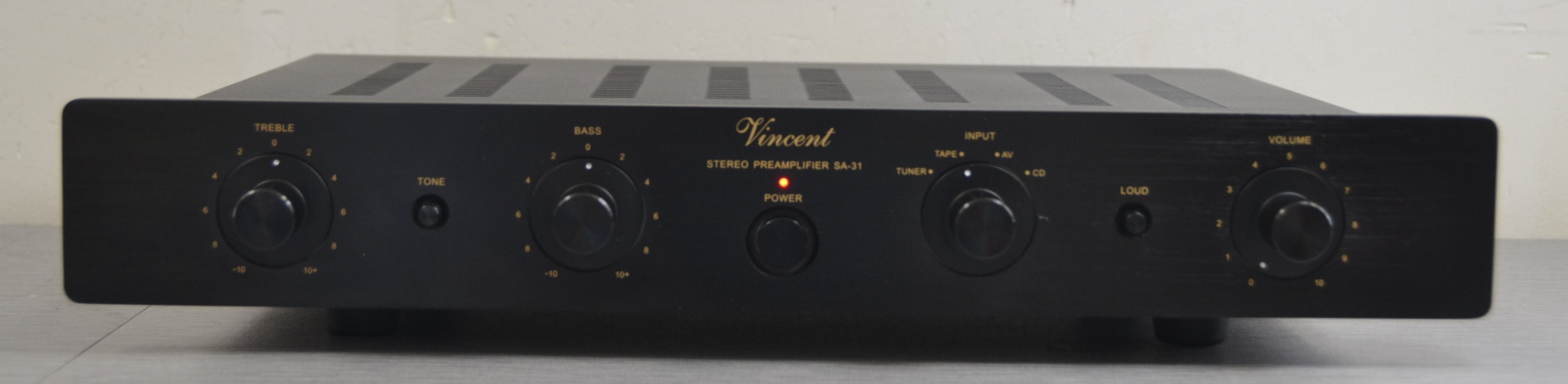 Vincent SA-31 Hybrid Stereo Preamplifier (2003-18) – The Turntable Store