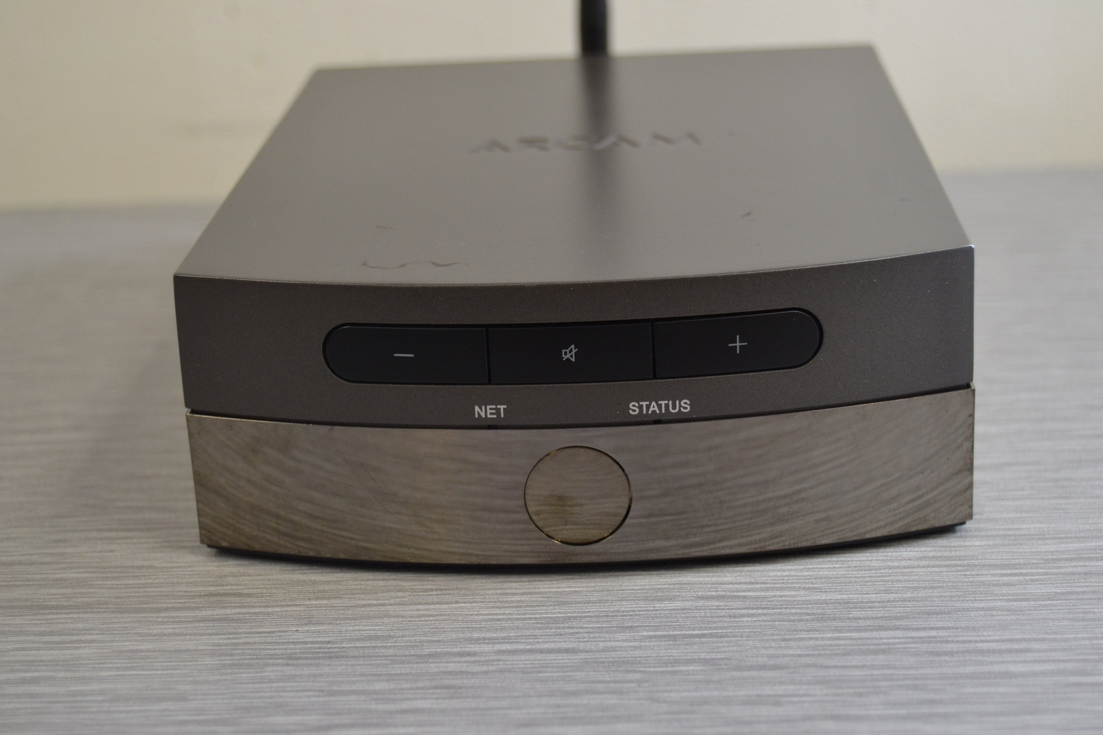 Arcam Solo Uno * Streamer with built-in amplifier * 25W RMS – The ...