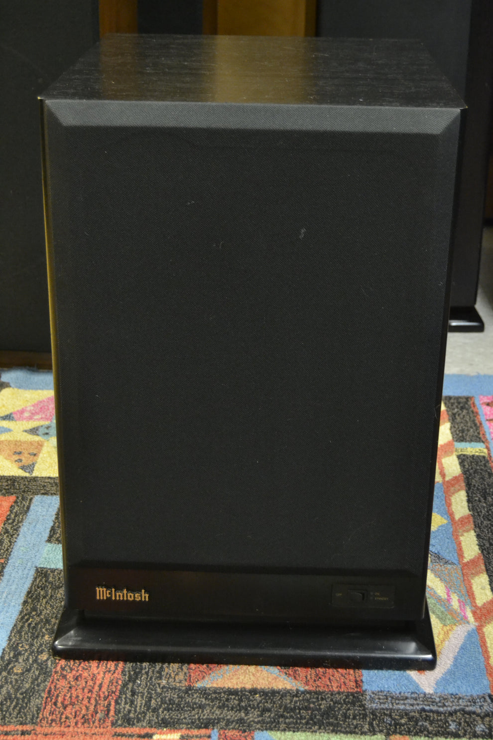 McIntosh SL1 Powered Subwoofer – The Turntable Store