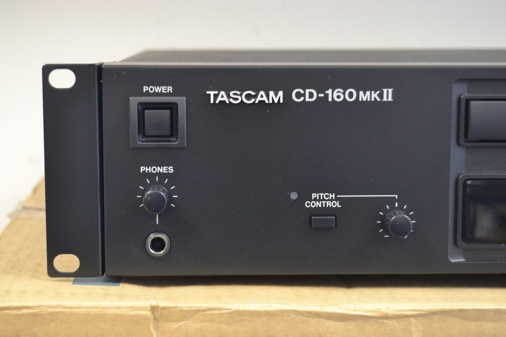 Tascam CD-160 MKII Professional CD Player * Box * Remote * Manual – The Turntable Store