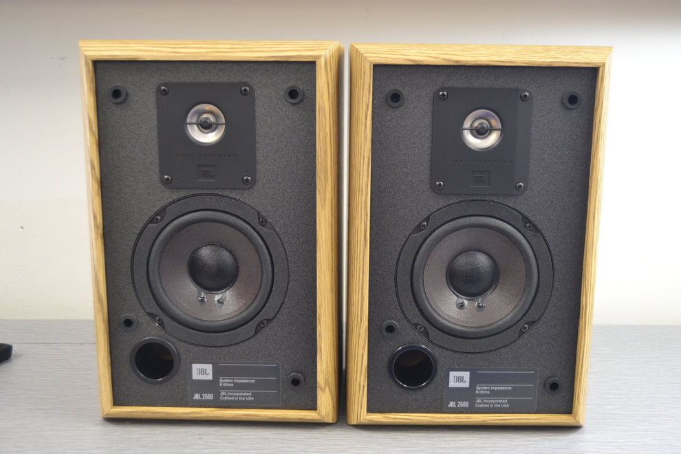 JBL 2500 Bookshelf Speakers – The Turntable Store