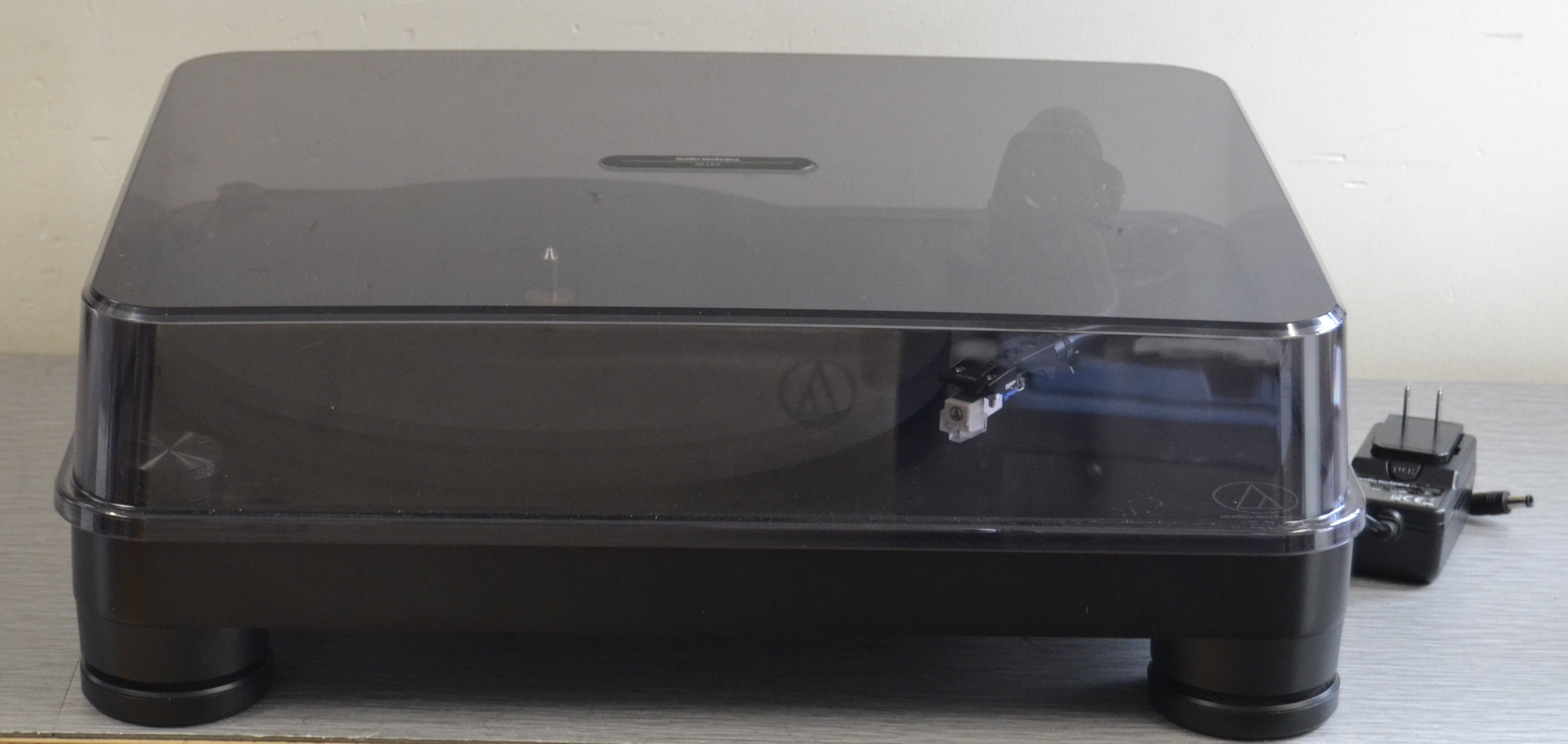 Audio Technica AT-LP7 Belt Drive Turntable * New AT3600 Cartridge * Bo ...