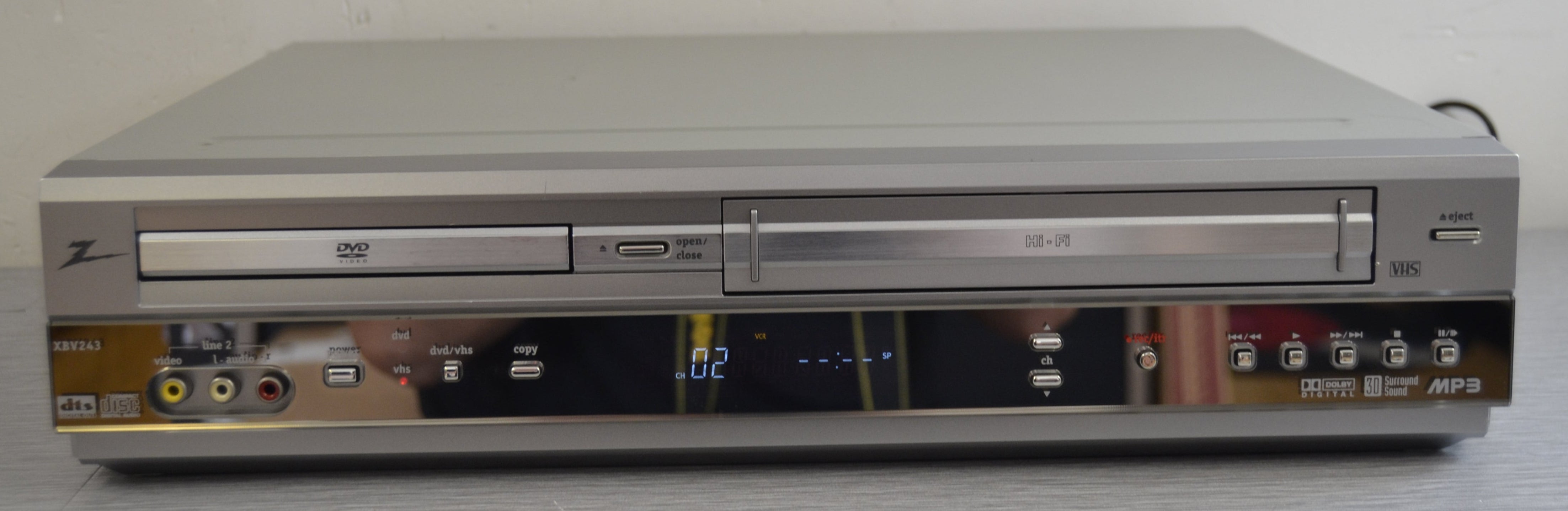 Zenith XBV243 VHS HiFi / DVD Combo Player – The Turntable Store