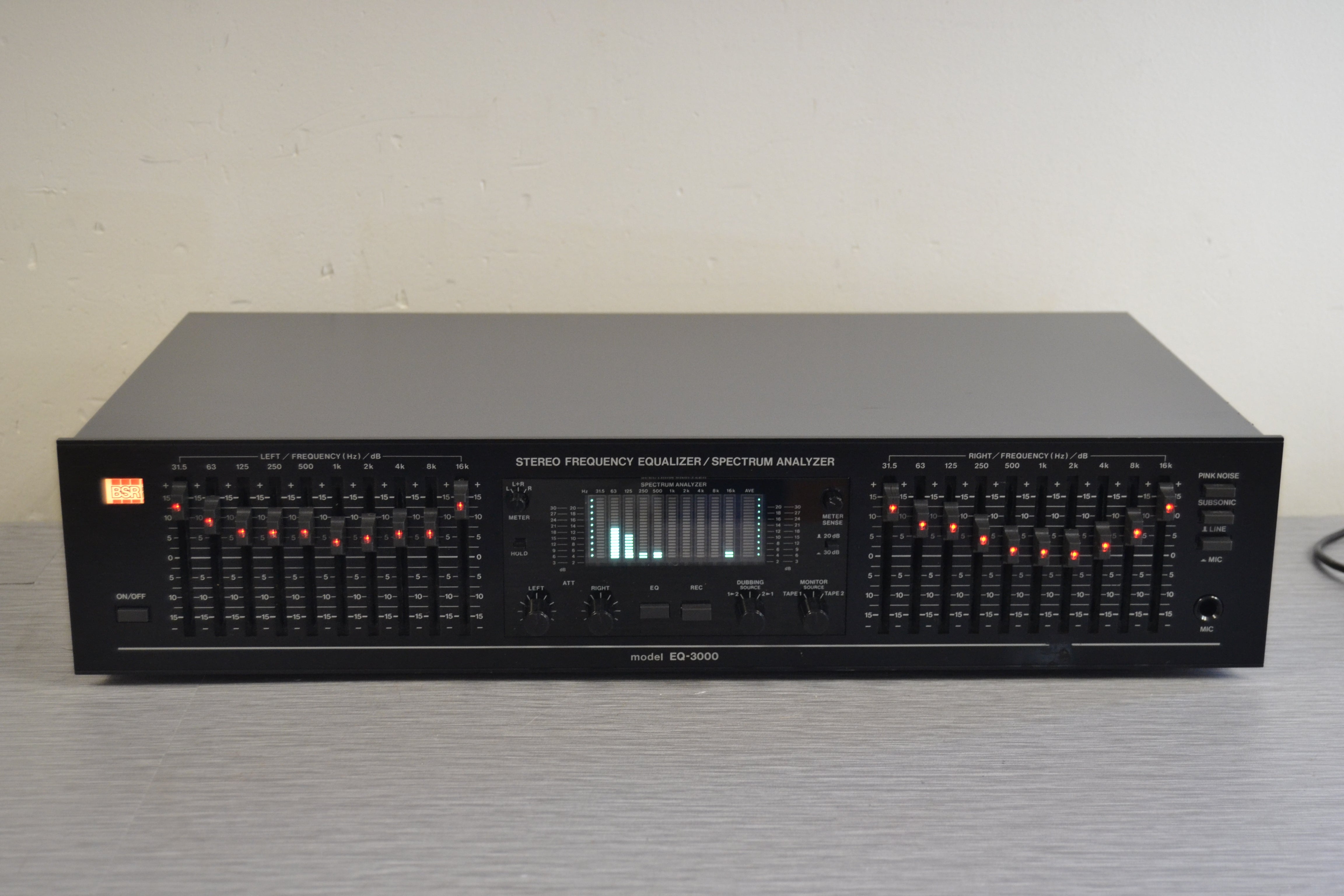 BSR EQ-3000 Graphic Equalizer with Spectrum Analyzer and Pink Noise ...