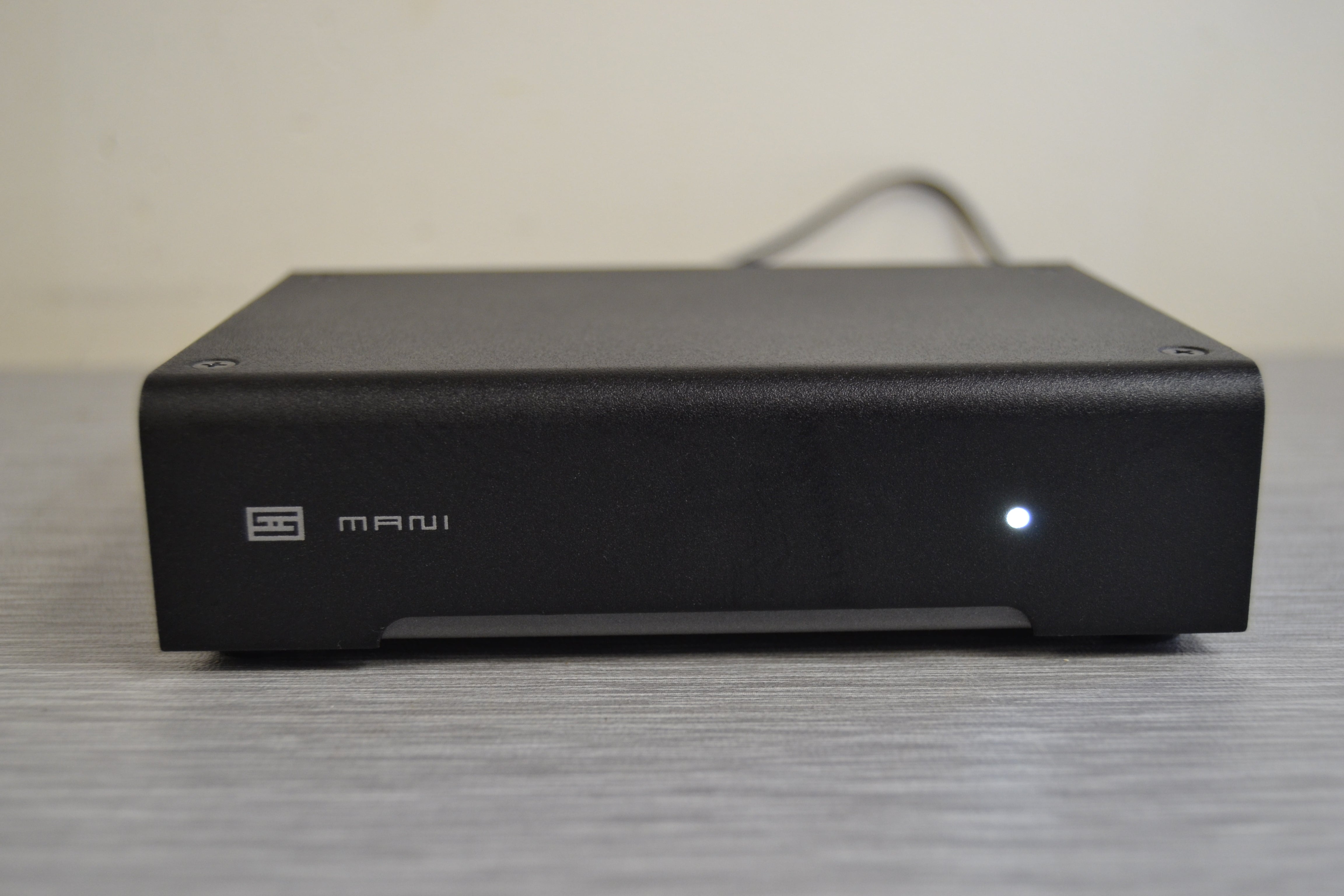Shiit Mani MM/MC Phono Preamplifier – The Turntable Store