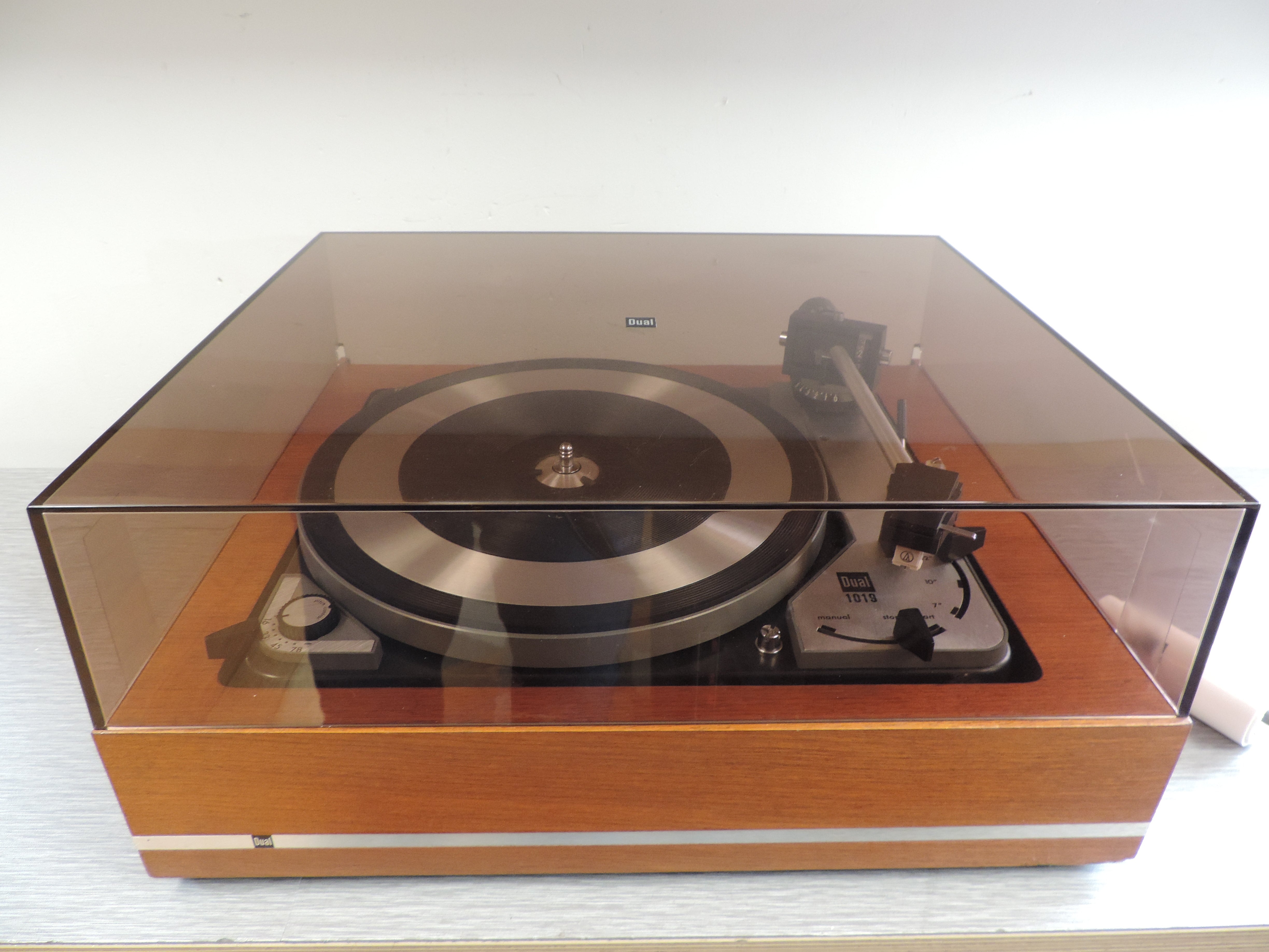 Dual 1019 Turntable * Dual Plinth * Dual AS-9 45 Stacker * – The ...