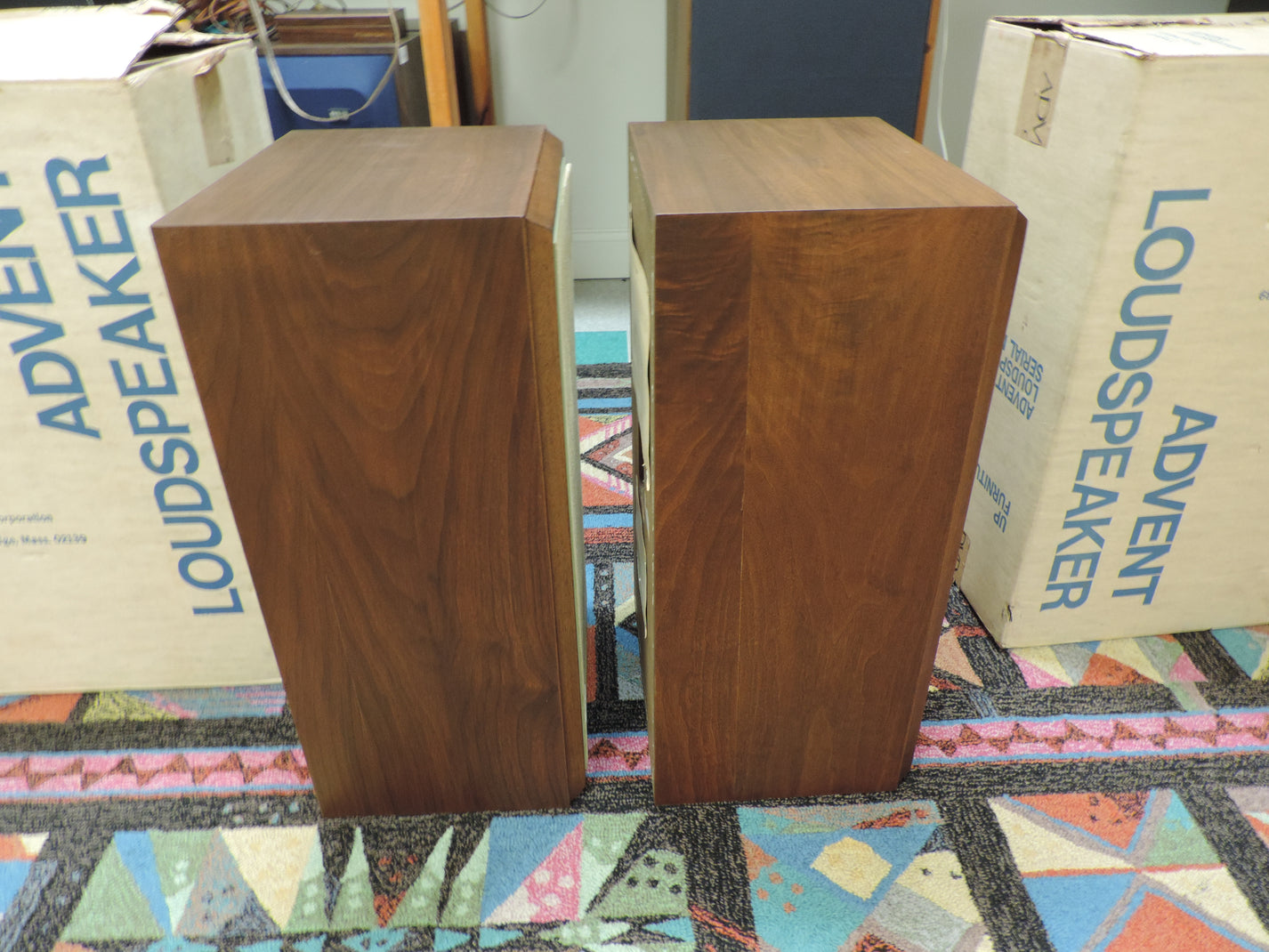 Advent Large Advent Speakers * New Foams * Boxes – The Turntable Store