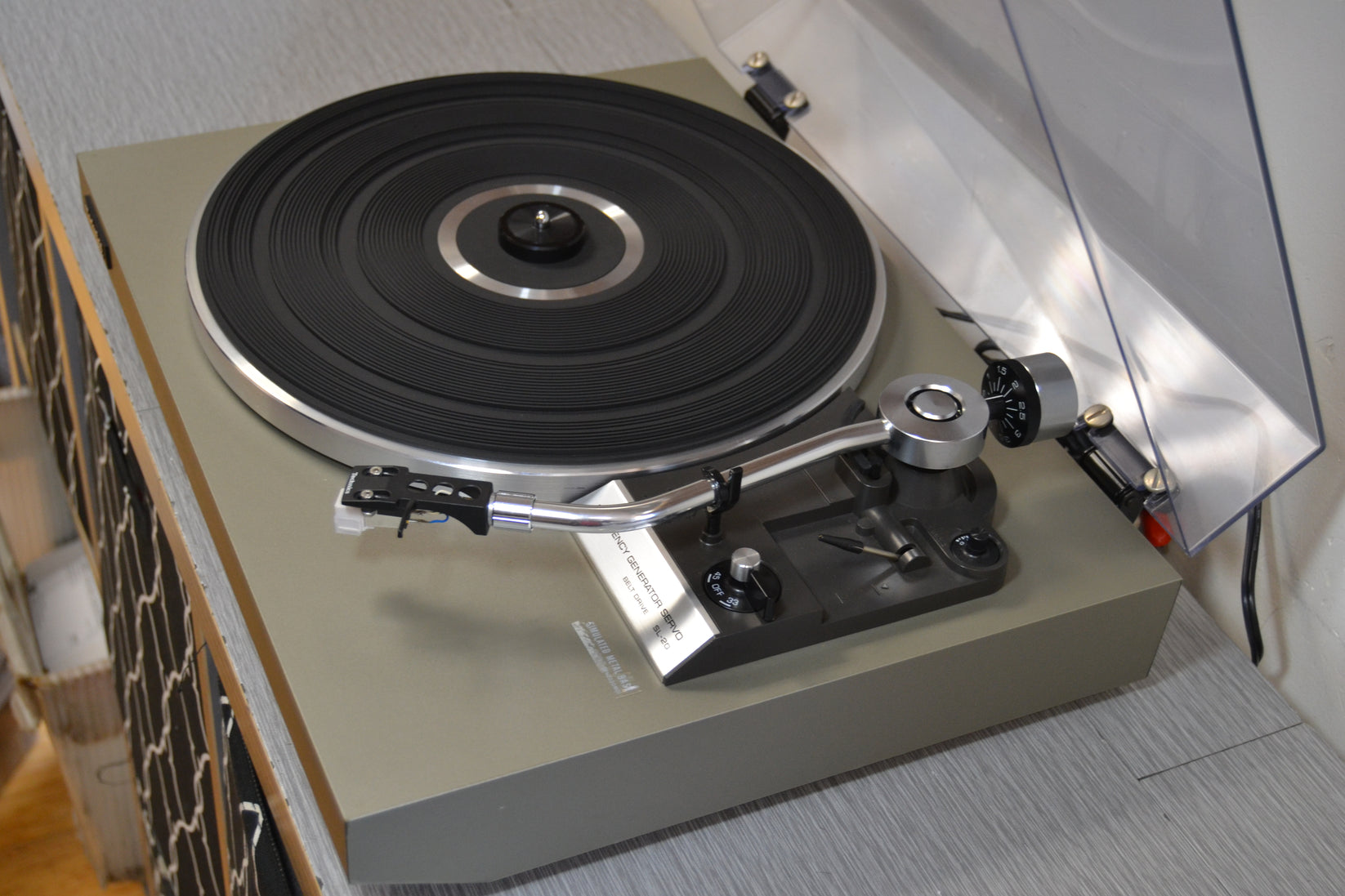 Technics SL-20 Belt Drive Turntable * NEW Audio Technica AT3600 Cartri ...