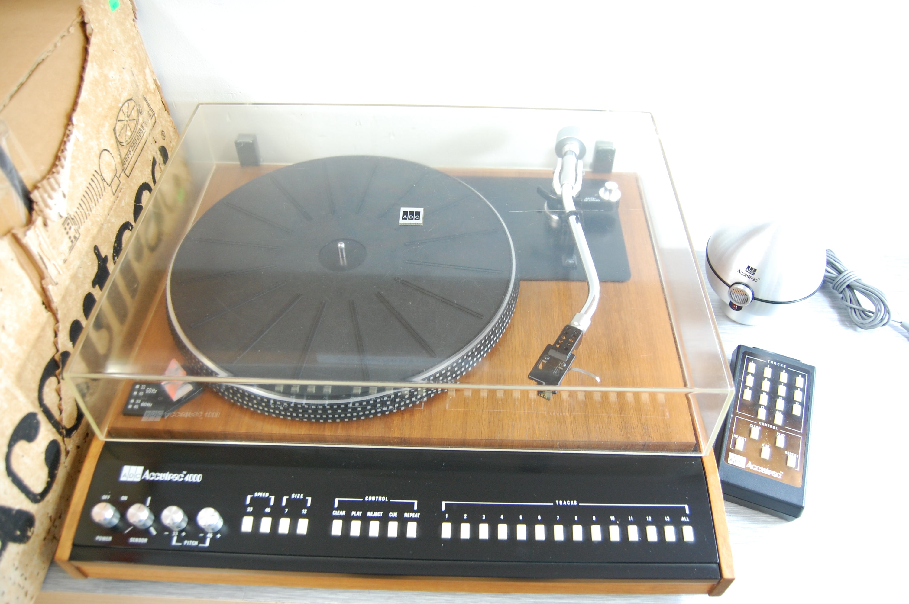 ADC Accutrac 4000 Programmable Turntable - Remote Control - Box – The ...