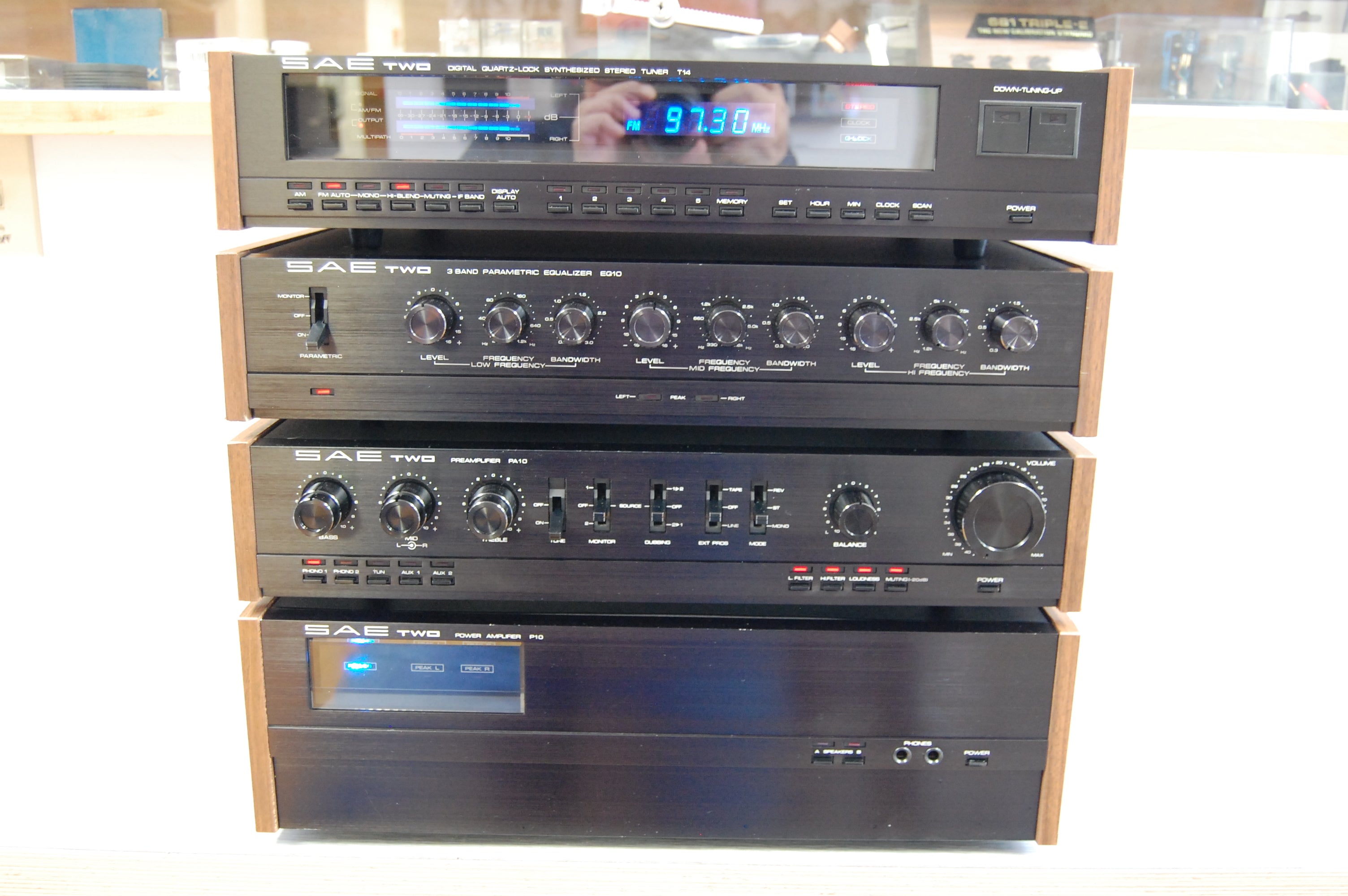 Power Amplifiers – The Turntable Store