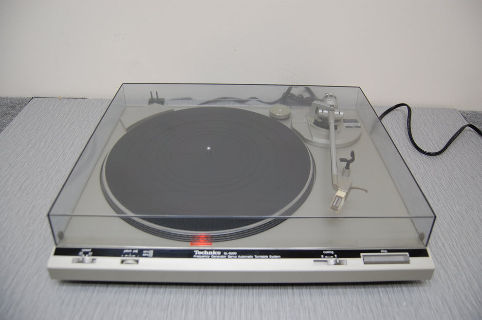 Technics SL-B200 Semi-Automatic Turntable System – The Turntable Store