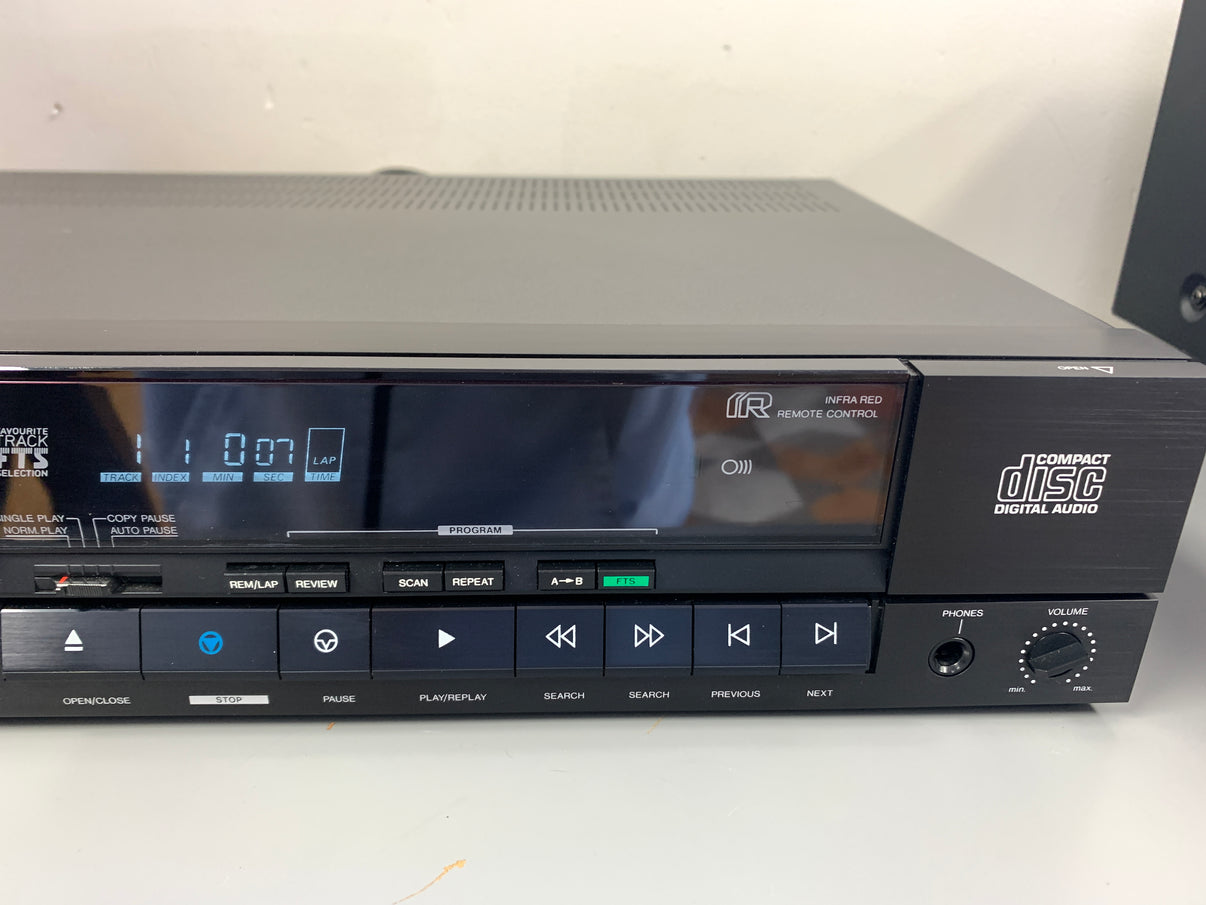 Magnavox CDB650 Single CD Player – The Turntable Store