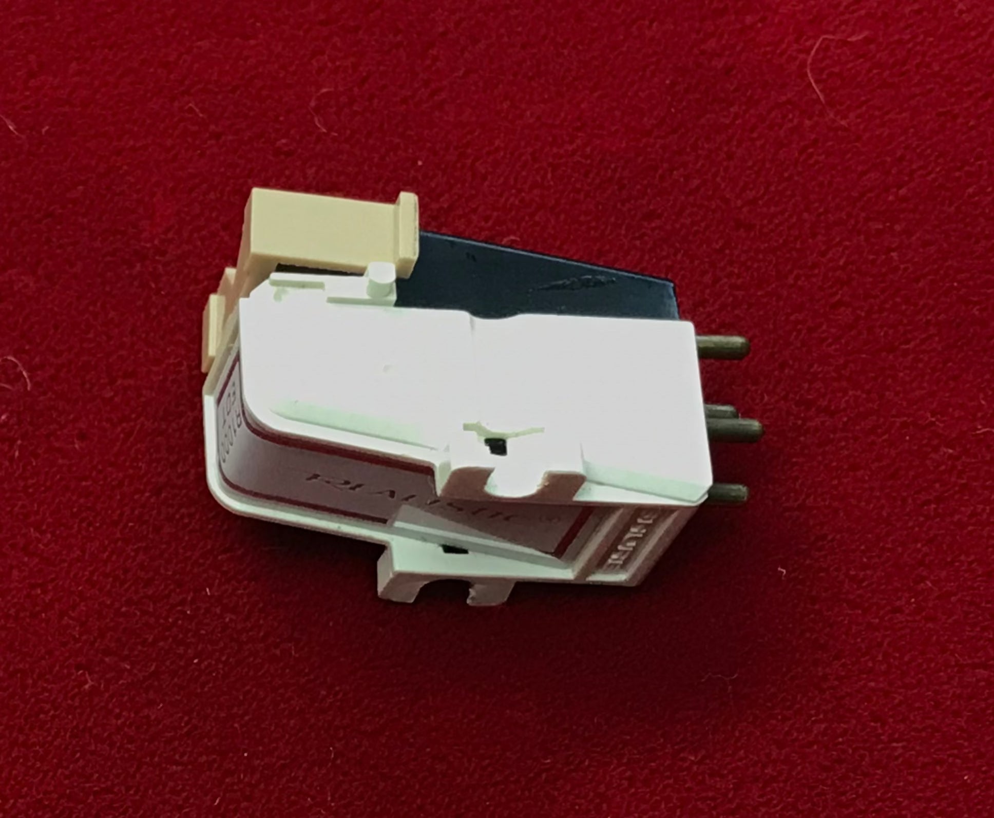 Shure Realistic R1000 Cartridge & OEM Stylus – The Turntable Store