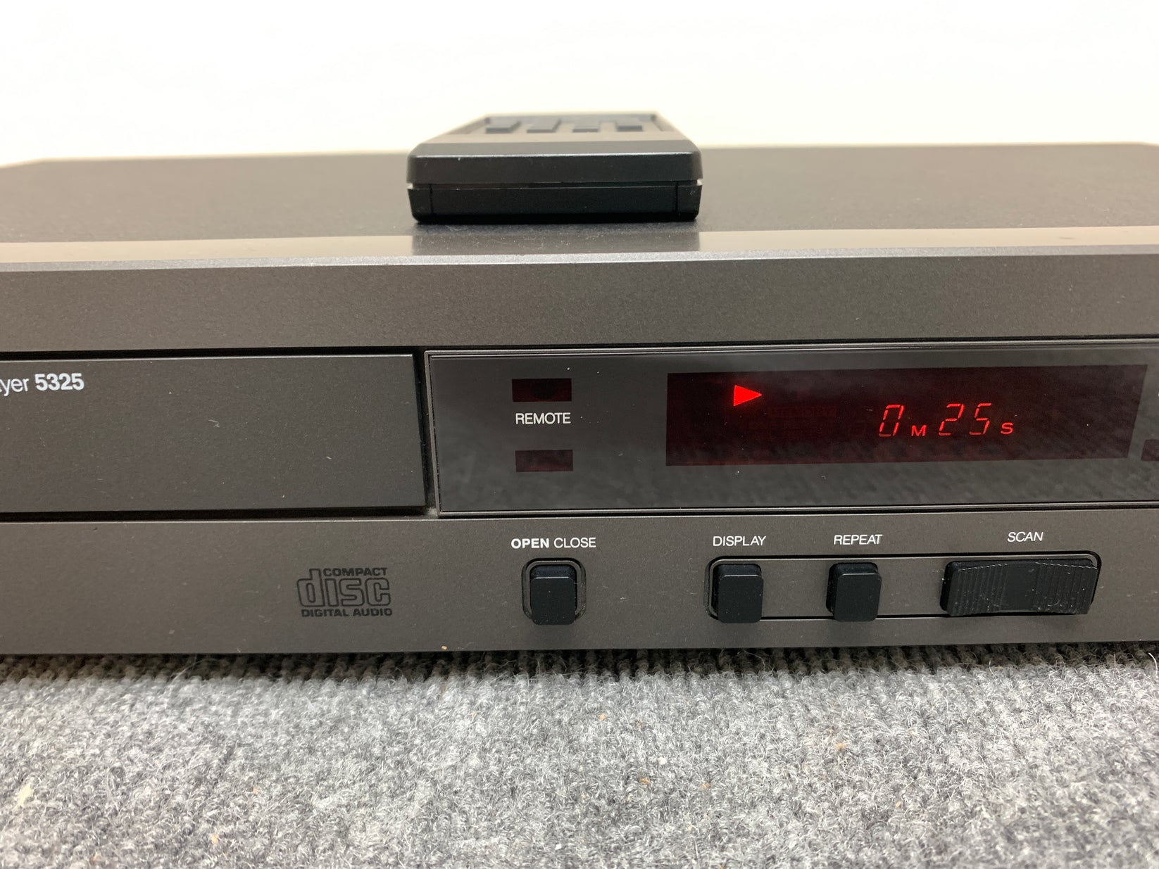 NAD 5325 SIngle CD Player with Remote Control – The Turntable Store