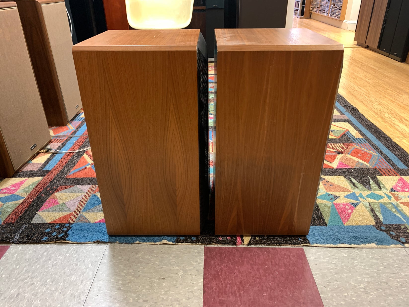 ADS L880/2 Floor Standing Speakers – The Turntable Store