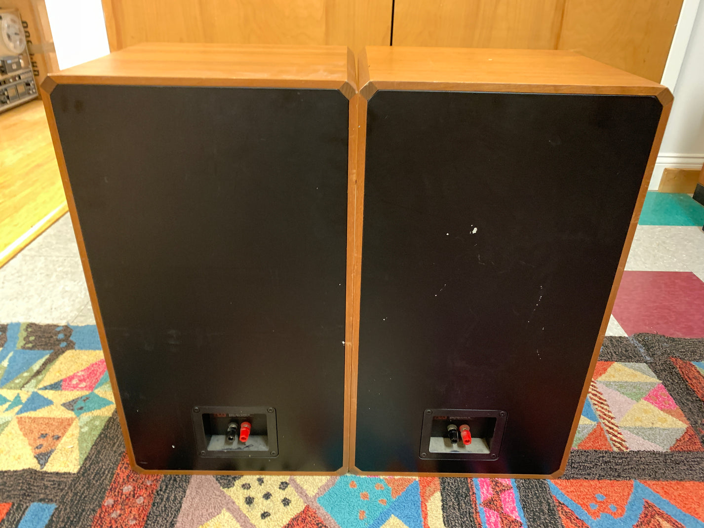ADS L880/2 Floor Standing Speakers – The Turntable Store