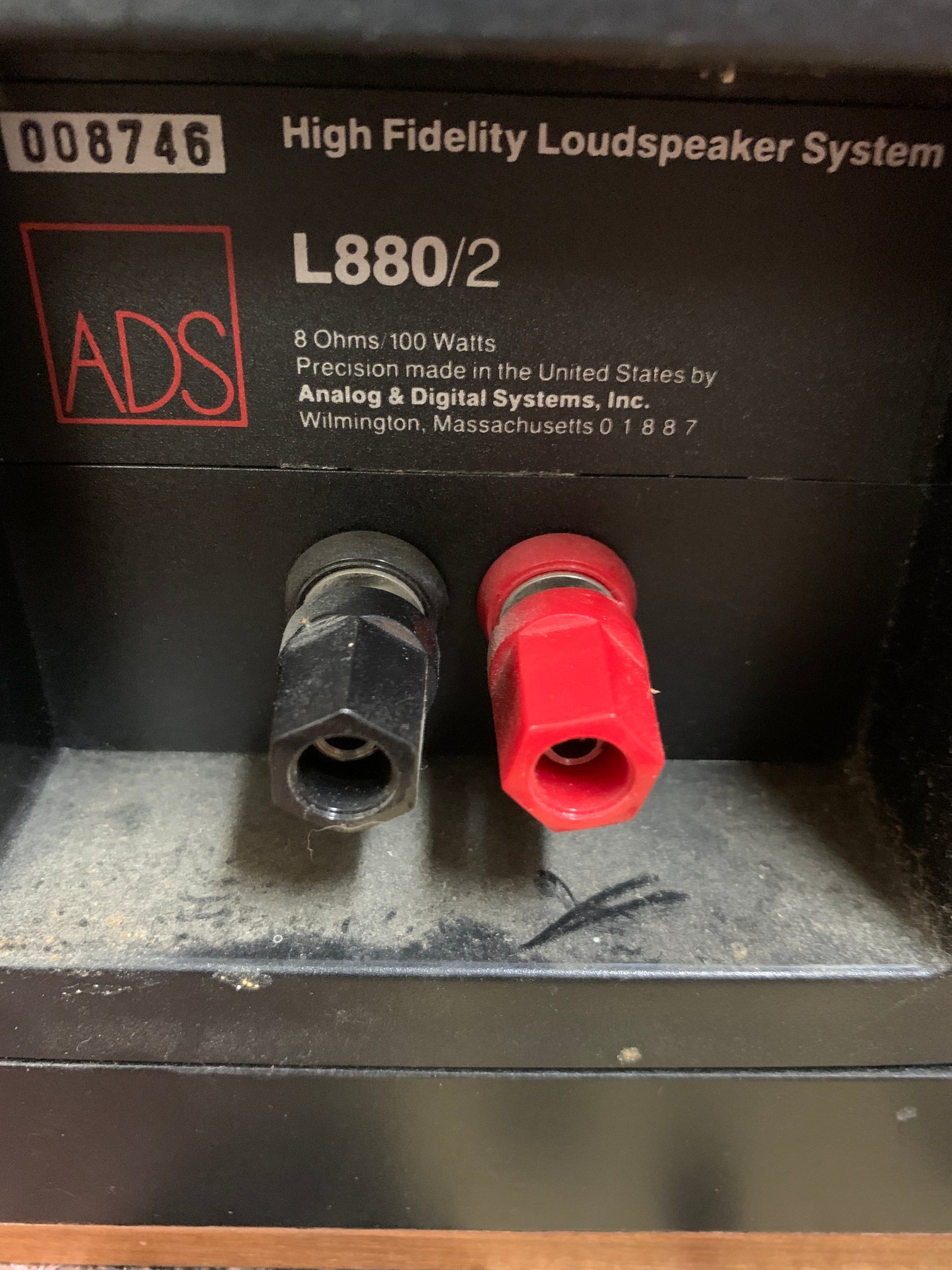 ADS L880/2 Floor Standing Speakers – The Turntable Store