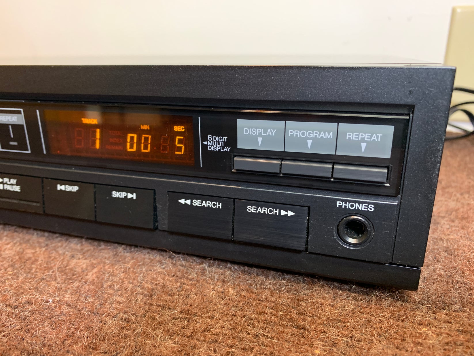 JVC XL-V200 Single Compact Disc Player – The Turntable Store