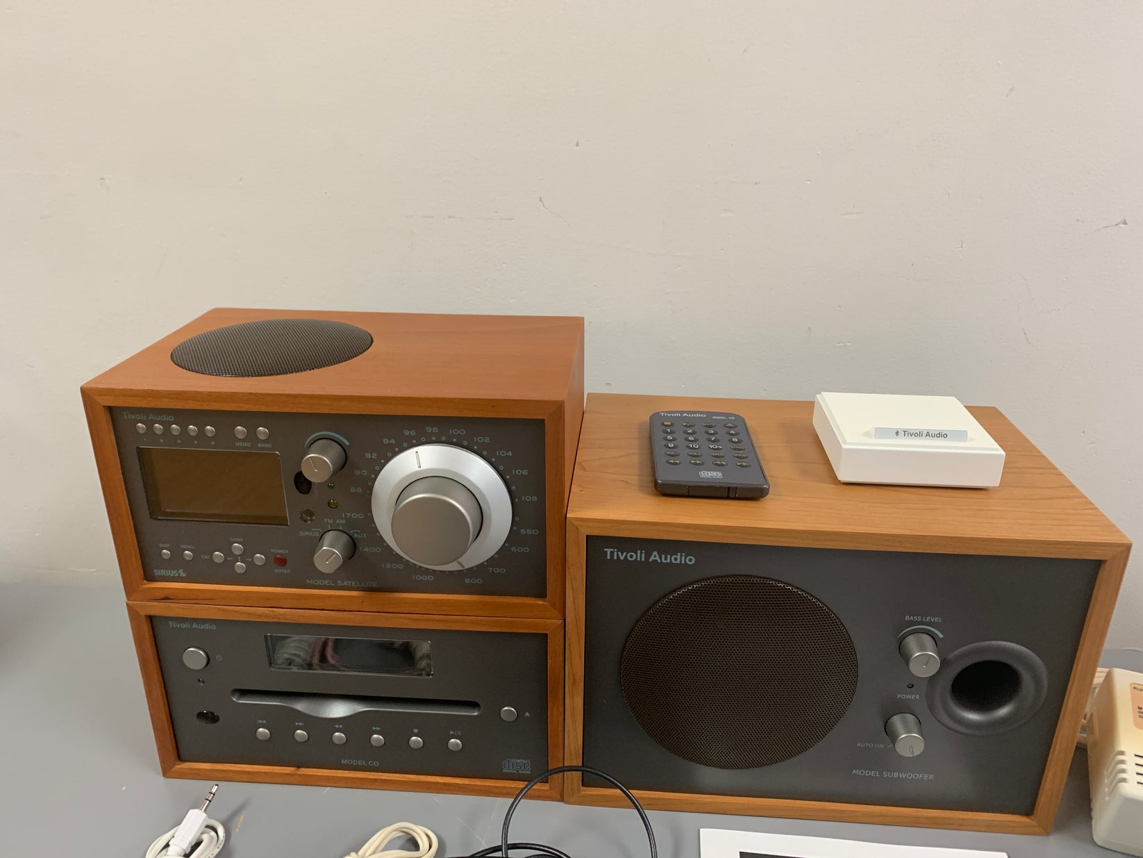 Tivoli Audio Complete Set - Model Satellite - Model CD - Model Subwoof ...