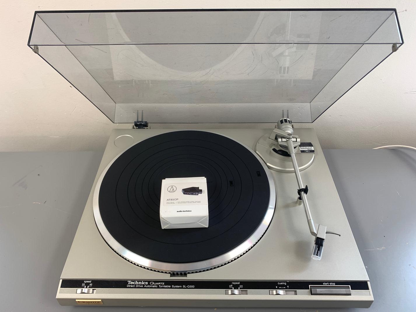 Technics SL-Q300 Turntable with NEW AT81CP Cartridge – The Turntable Store