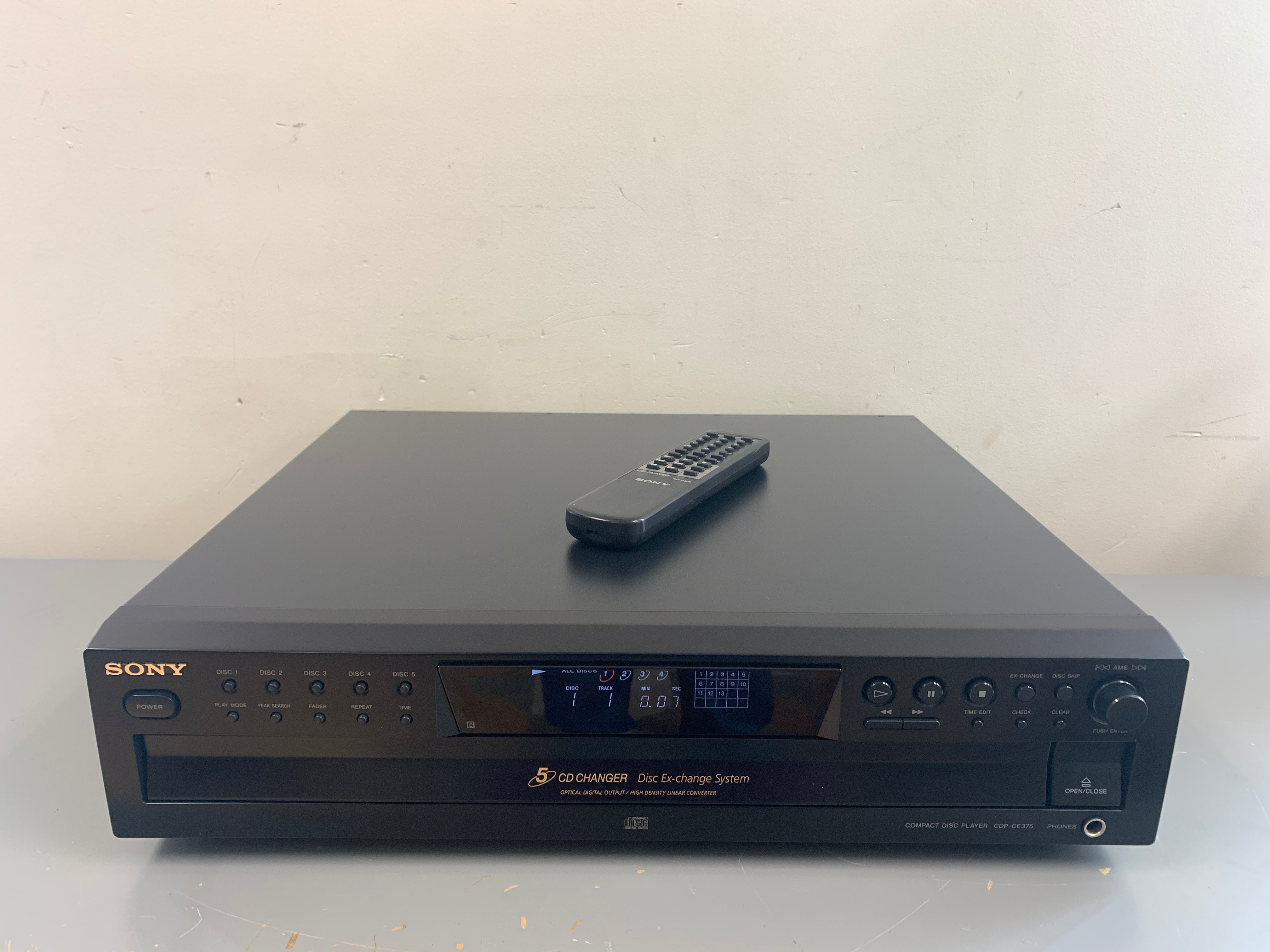 Sony CDP-CE375 Cd Carousel * 5 Discs * Remote Control – The Turntable Store