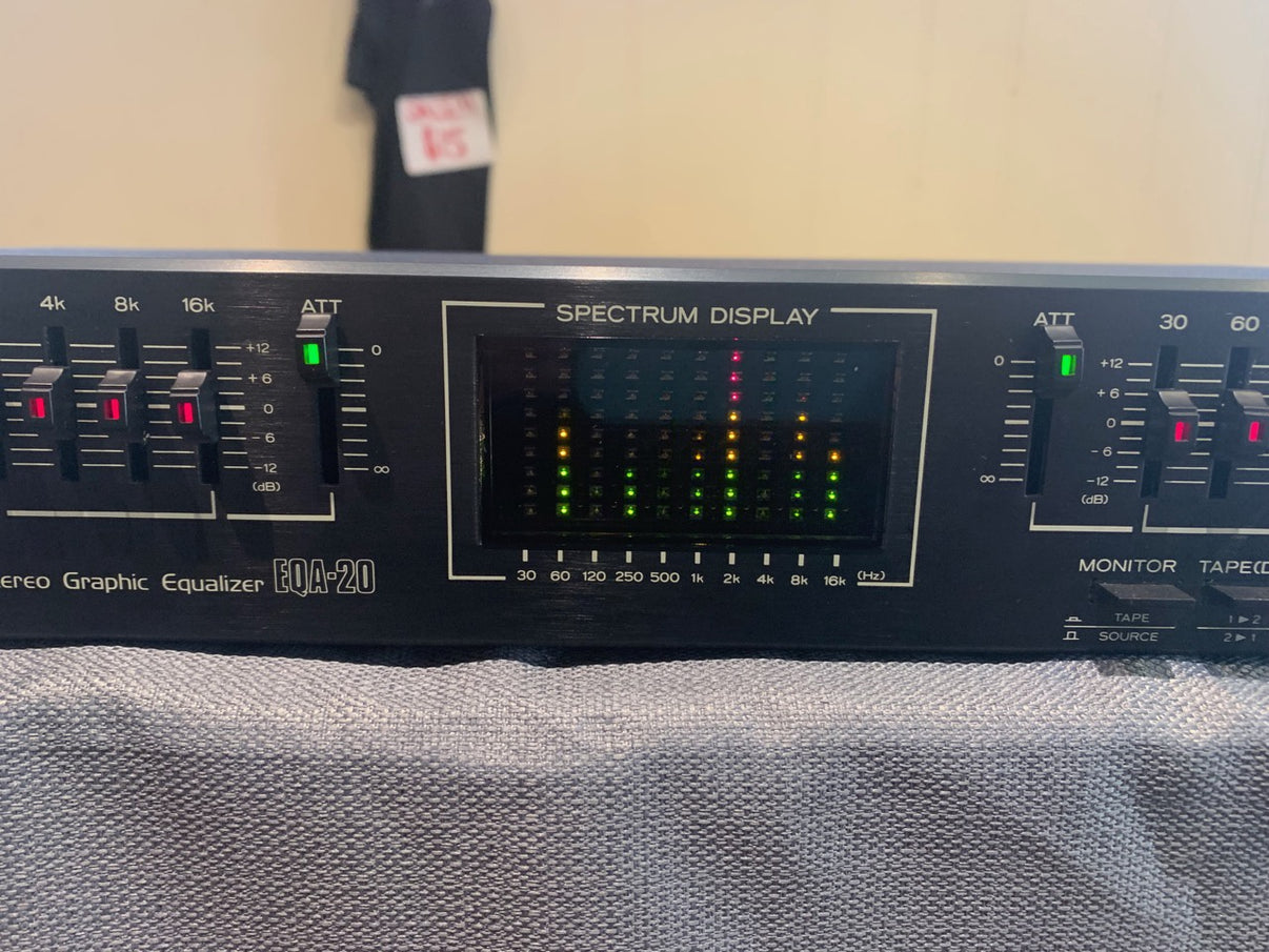 Teac EQA-20 Graphic Equalizer with Spectrum Analyzer – The Turntable Store