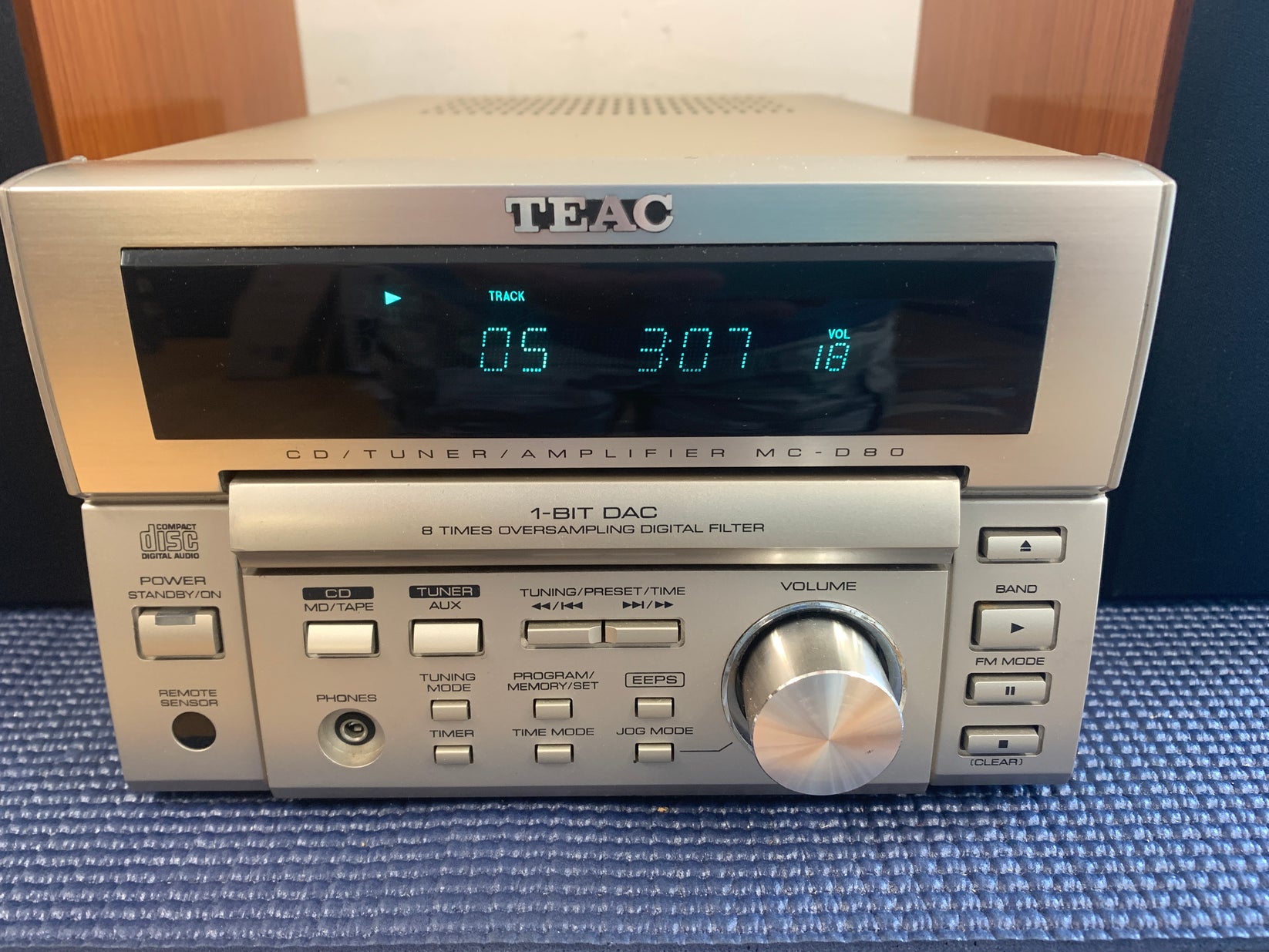 Teac MC-D80 * AM/FM/CD Mini Receiver * Speakers * Phono Input – The ...
