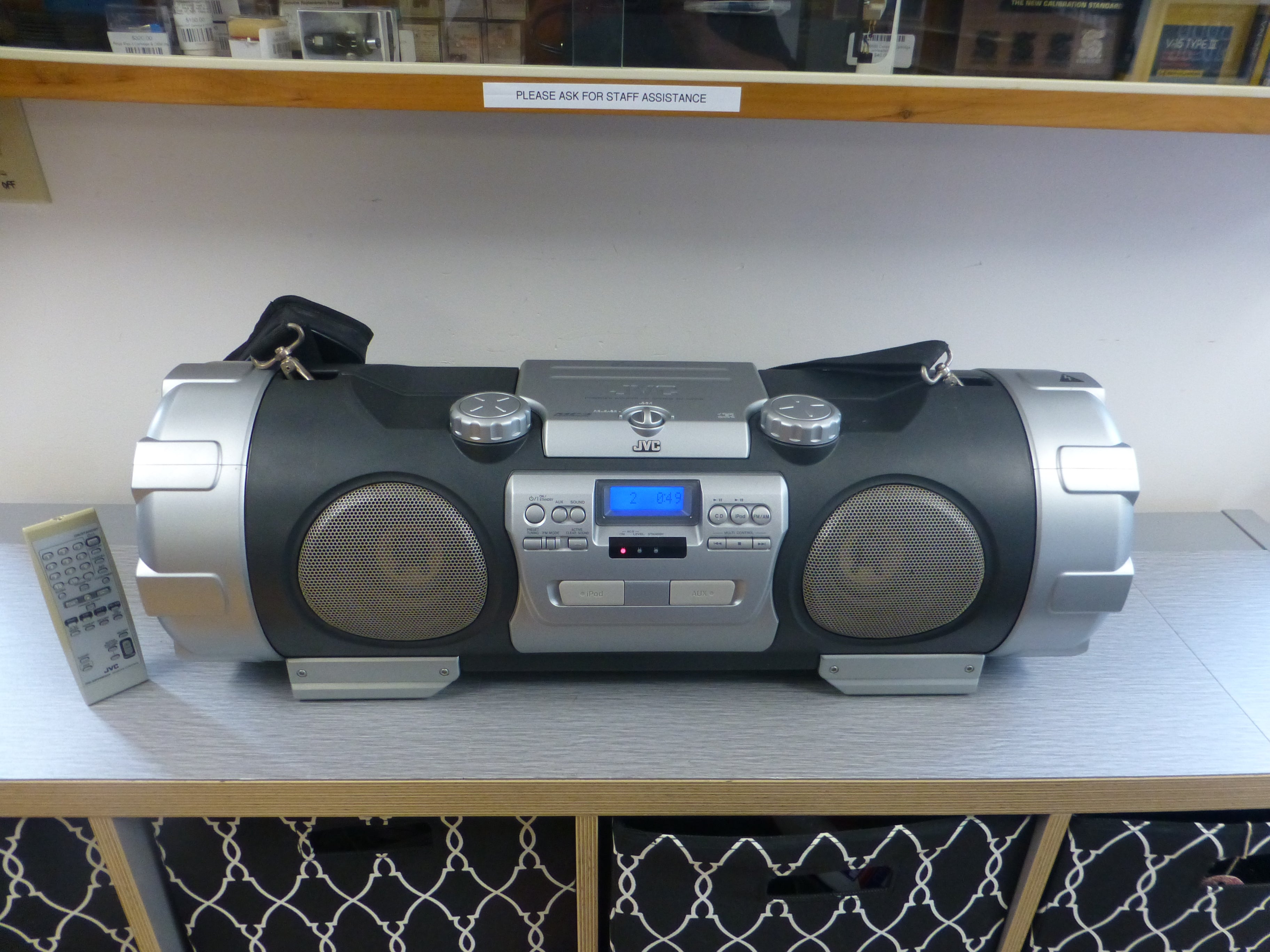 JVC RV-NB20B BoomBox with Powered Subwoofer System * CD/FM/AUX/IPOD ...